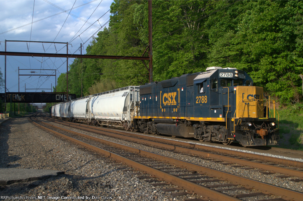 CSX GP38-2 2788 leads C770-19